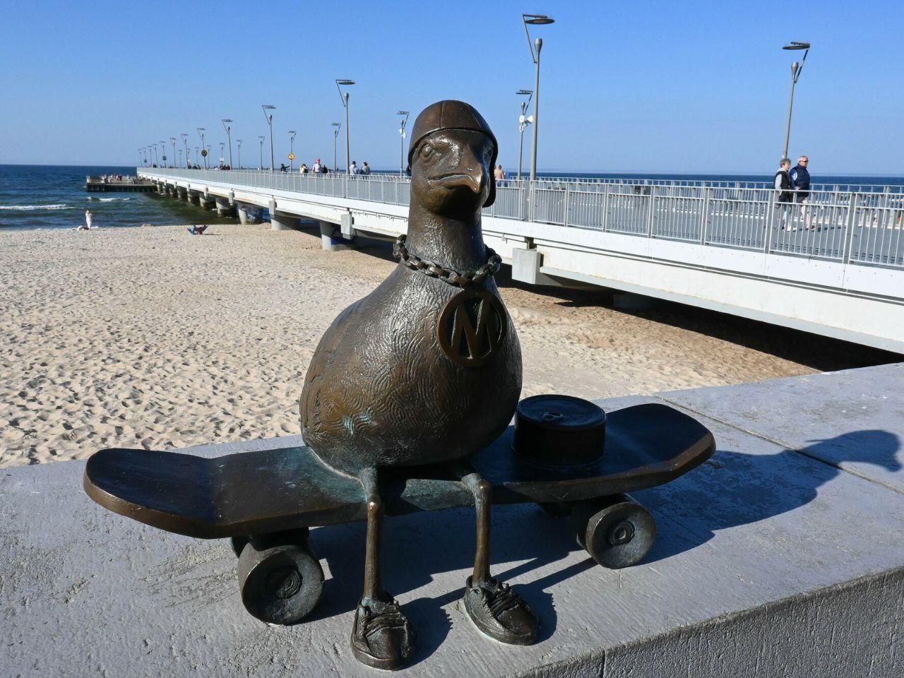 Szczecin ma Gryfusy. Zielona Góra ma bachusiki. Wrocław krasnale. Tak powstały kołobrzeskie ...