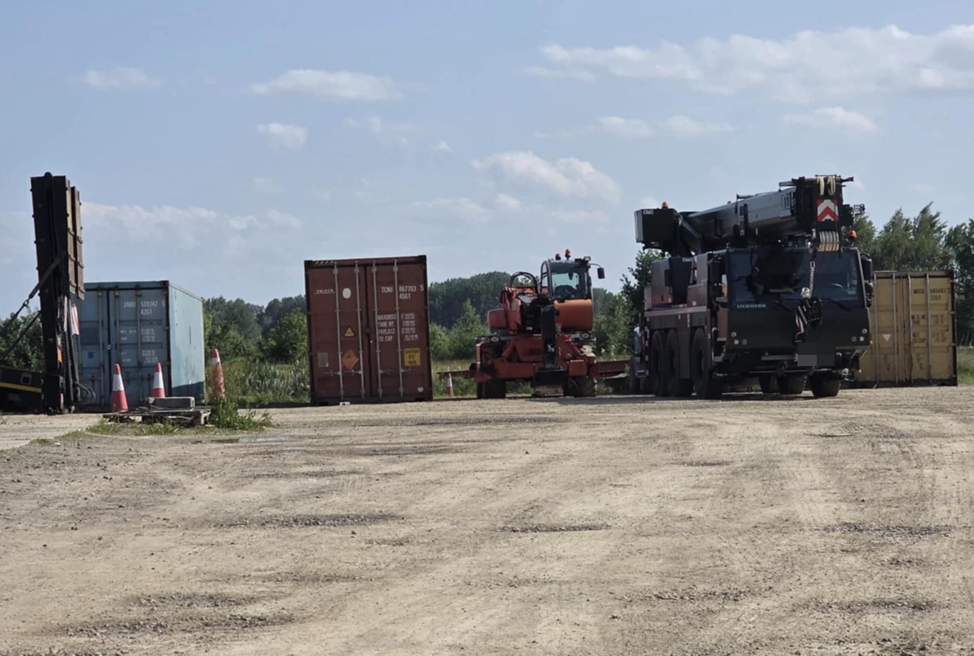 Nielegalny skład broni przy granicy z Ukrainą? Mieszkańcy drżą o swoje życie. "Kto to wie, co ...