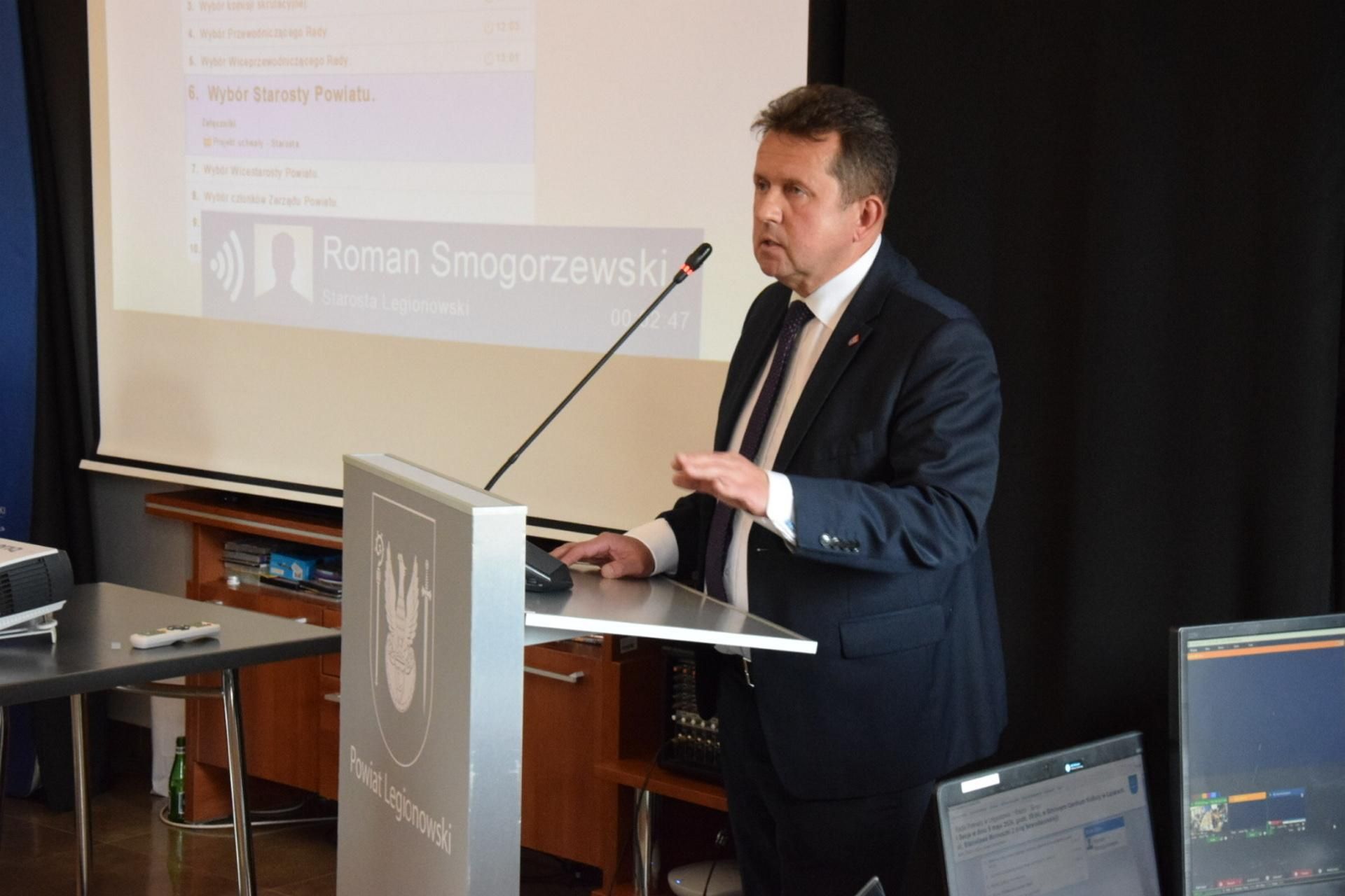 Roman Smogorzewski przegrał wybory. Ale w Legionowie i tak go wybrali ...