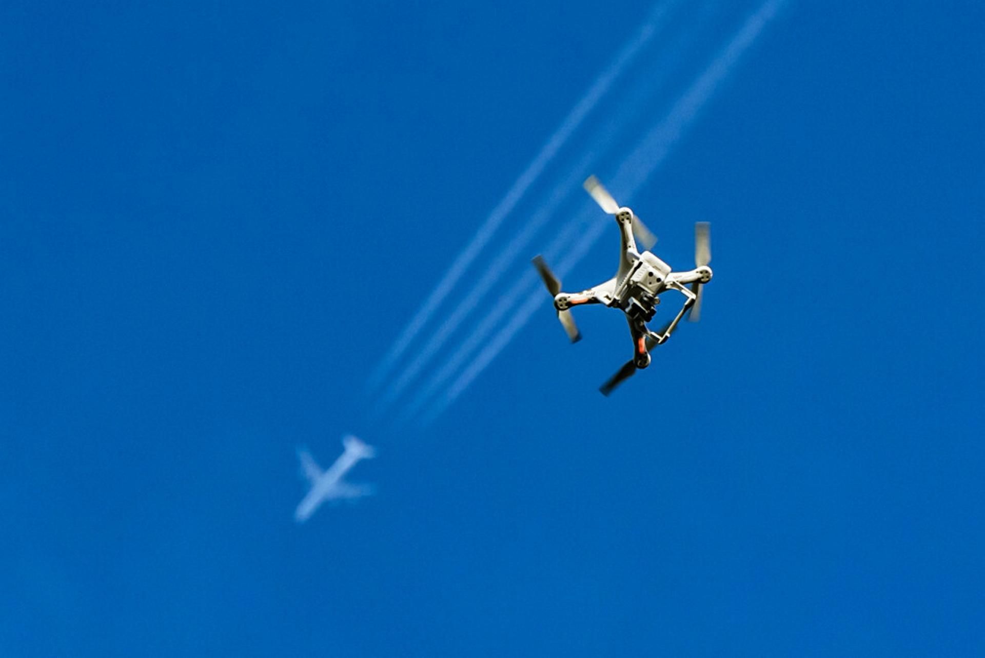 Polska przestrzeń powietrzna "WIELOKROTNIE NARUSZONA"! Rosyjskie drony w akcji - Super Express ...