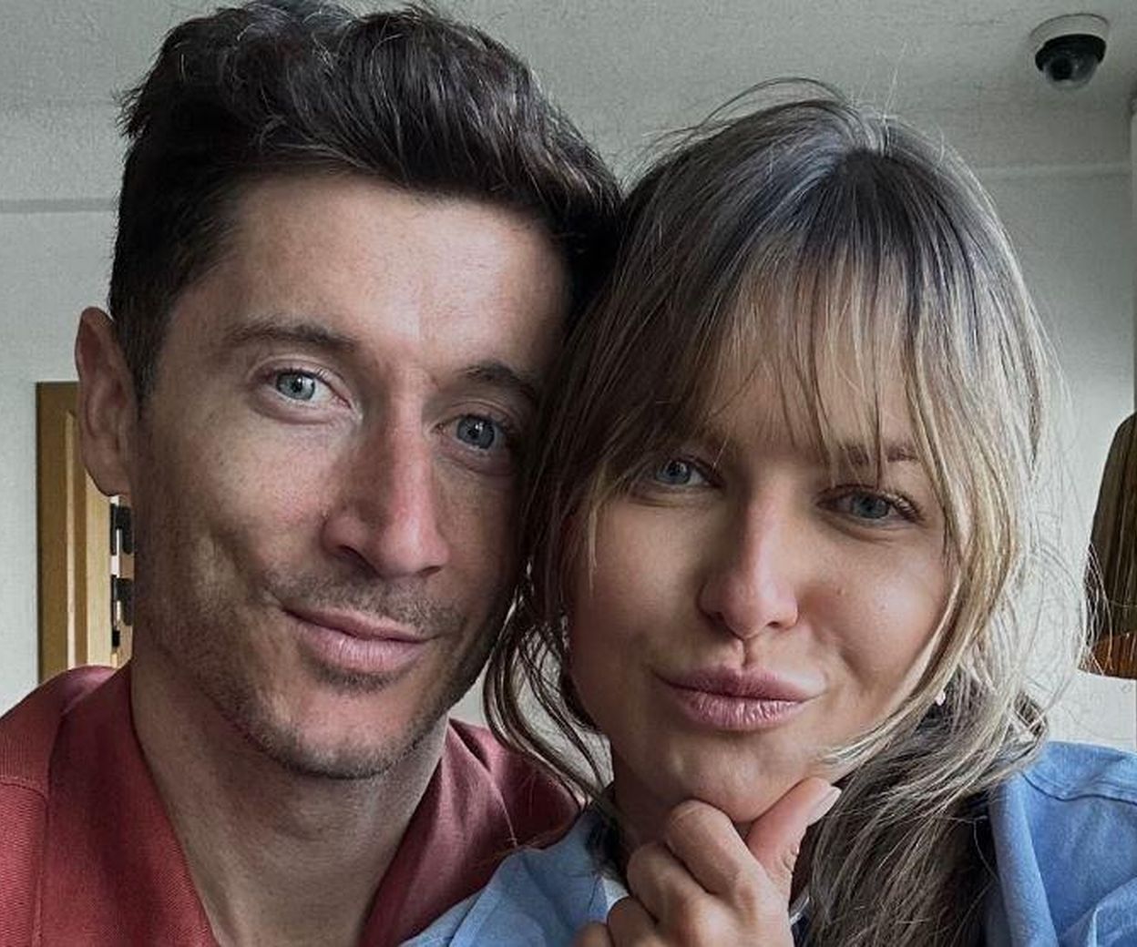 Wyżyłowany jak mityczny Adonis Robert Lewandowski chwycił umięśnioną ...