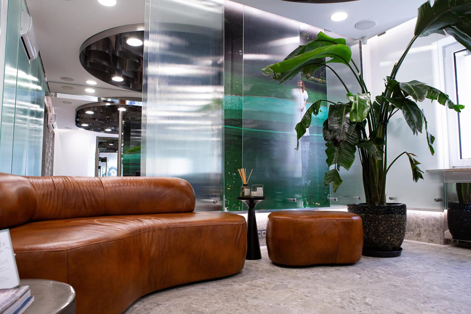 Nowe oblicze Akademii GAAK w Żorach. To wnętrze przypomina galerię ...