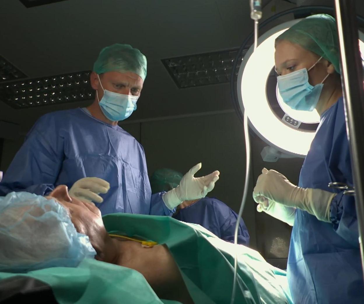 Na Wspólnej, odcinek 3736: Operacja Hebla z komplikacjami! Łucja ...