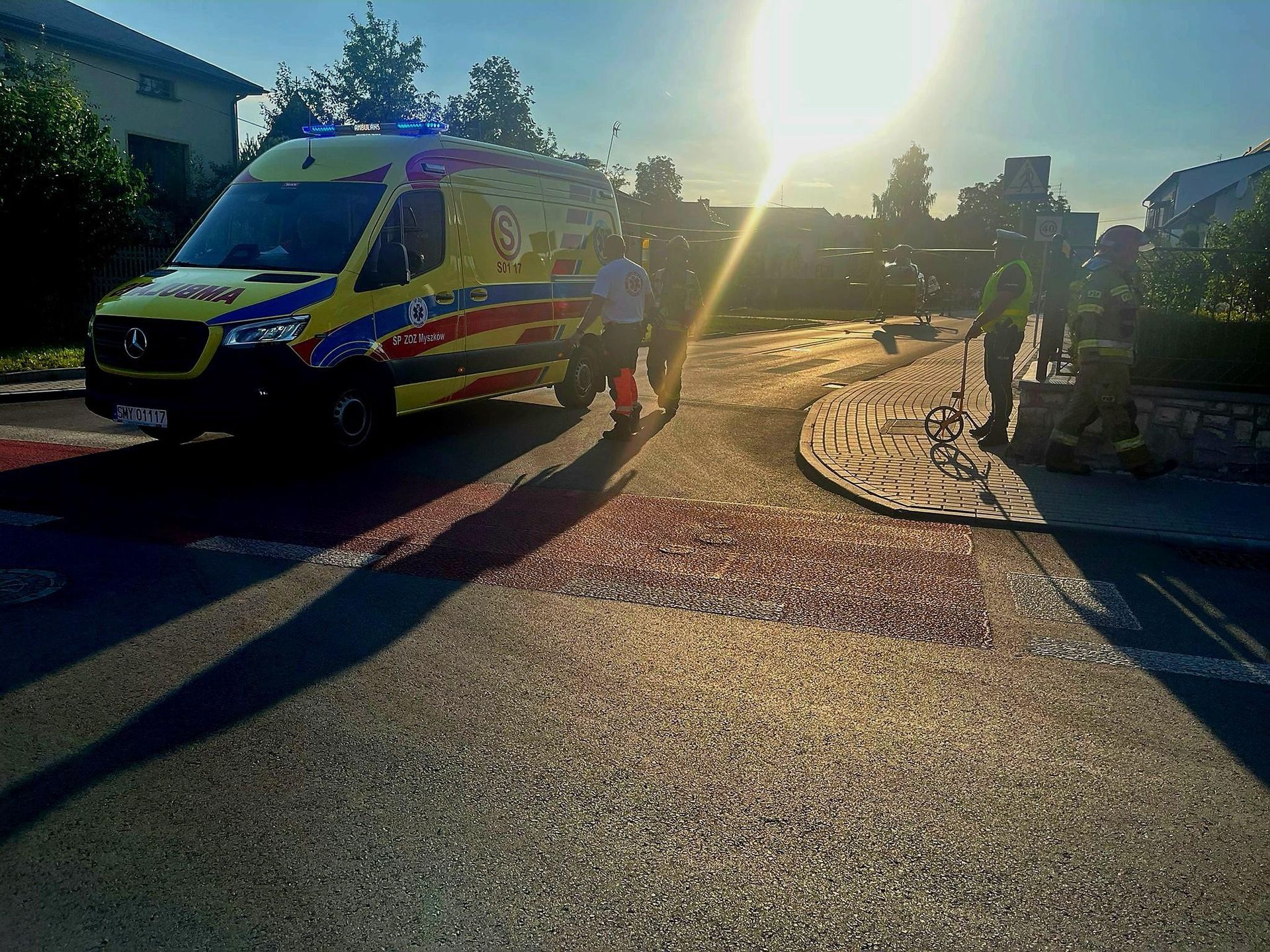 Myszków. 11-latek wpadł pod koła samochodu. Lądował śmigłowiec LPR - Śląskie Radio ESKA