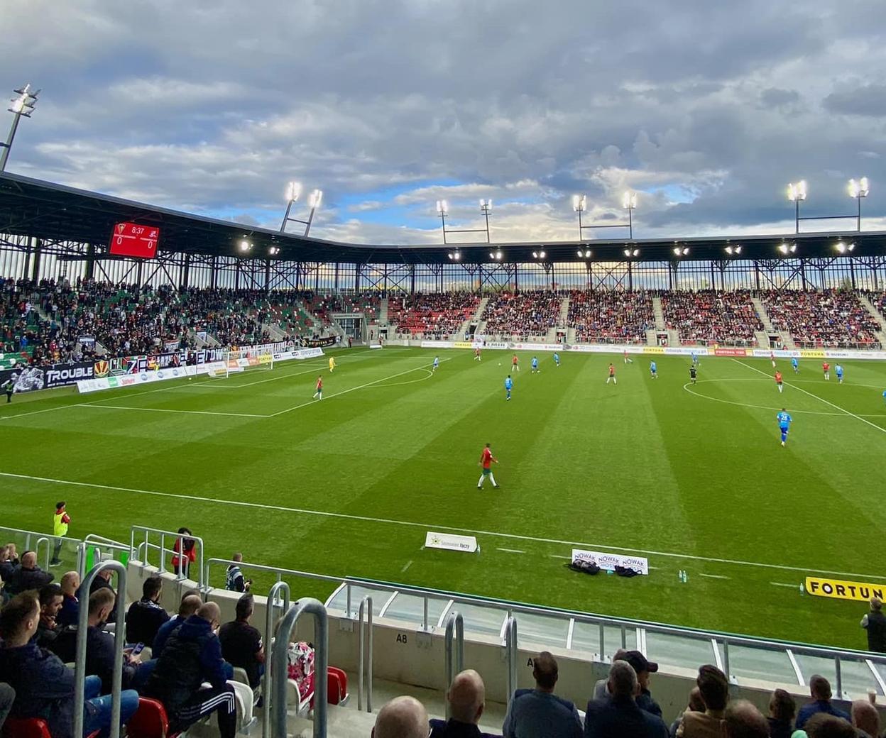 Liga Mistrzów w Sosnowcu. Raków Częstochowa podpisał umowę - Śląskie ...