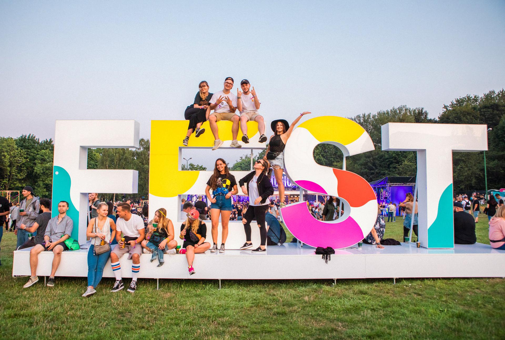 Fest Festival 2021 - internauci relacjonują wydarzenie. Zobacz, co ...