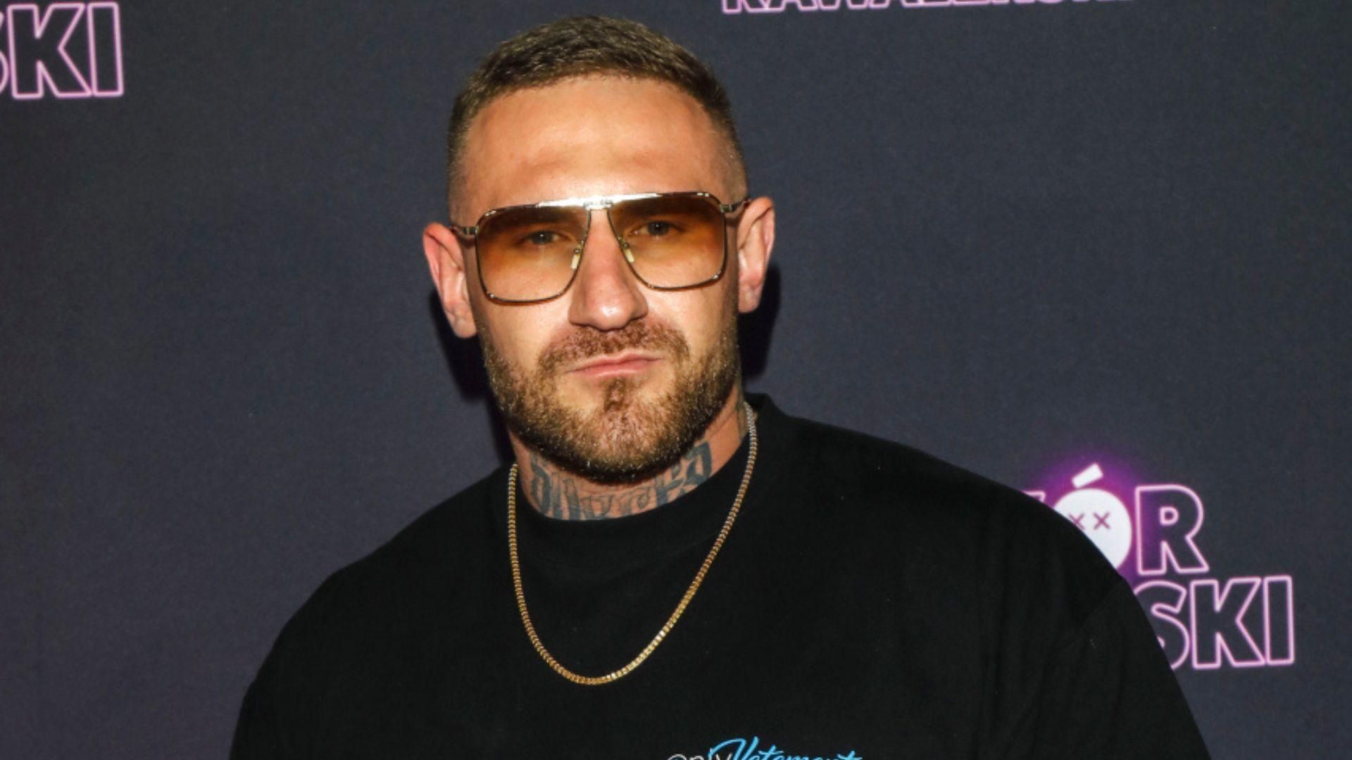 Kizo viralem za granicą. Fani kpią, a raper żartuje z samego siebie ...