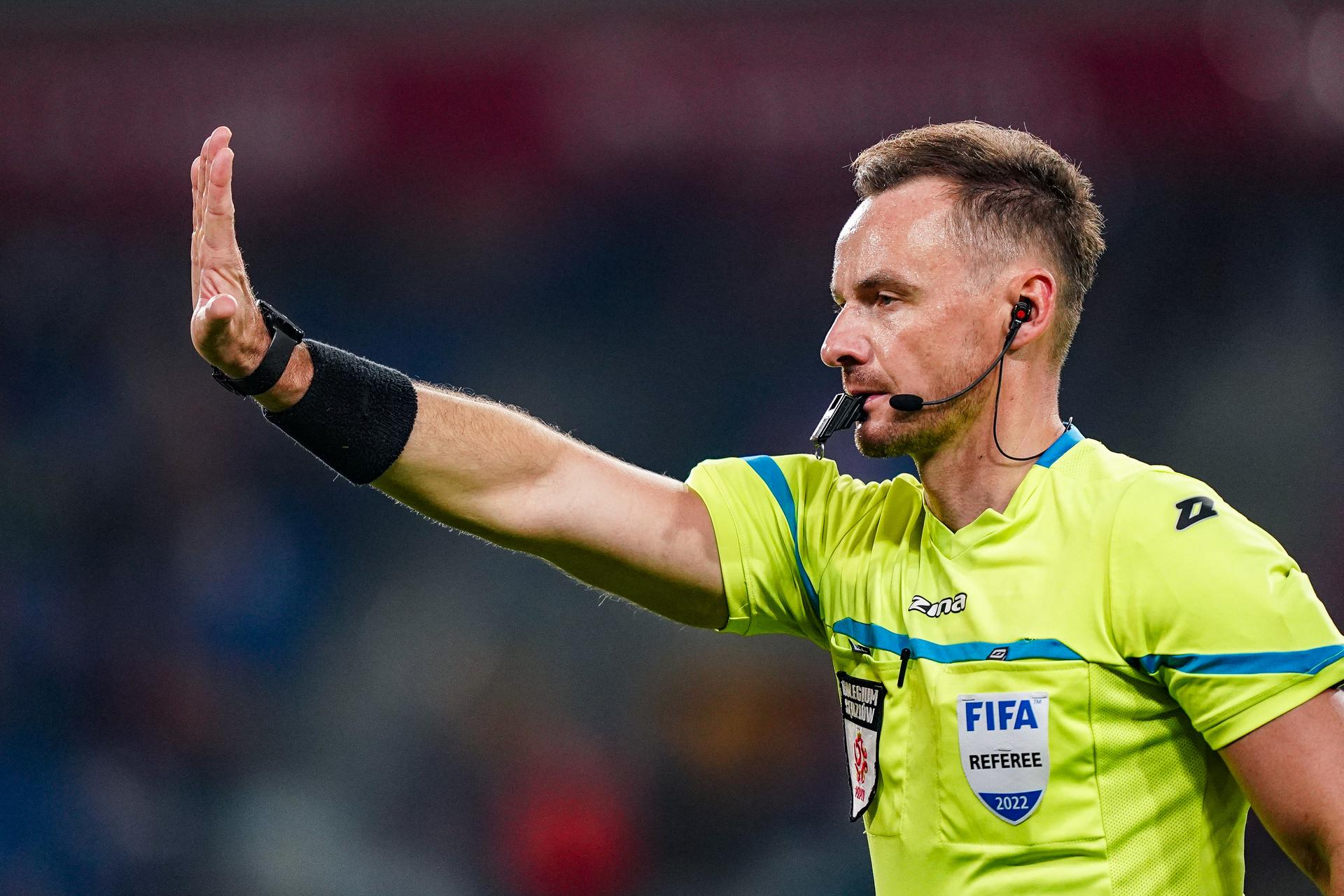 Raczkowski wprost o greckiej prowokacji! Sędzia zabrał głos po aferze ...