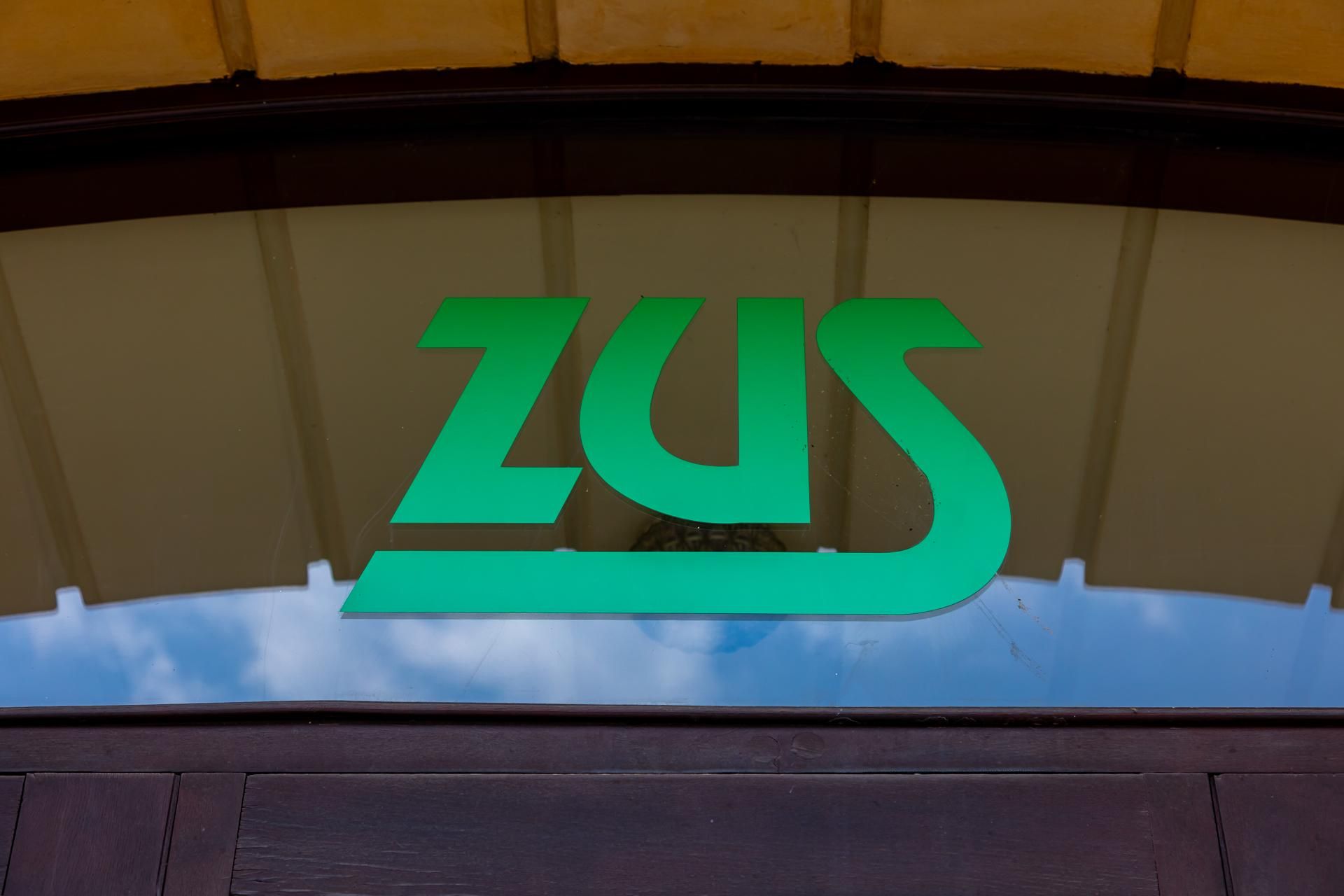 ZUS IWA za 2023 tylko do 31 stycznia. Kto musi złożyć druk ZUS IWA? Jak ...