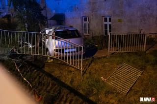 Wypadek na moście w Oławie. Młoda kobieta walczy o życie, sprawczyni kompletnie pijana - Wrocław ...