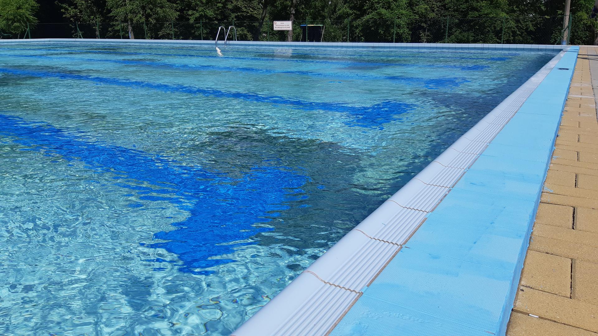 Zielona Góra. Kąpieliska i baseny w mieście polecają się na wakacje ...