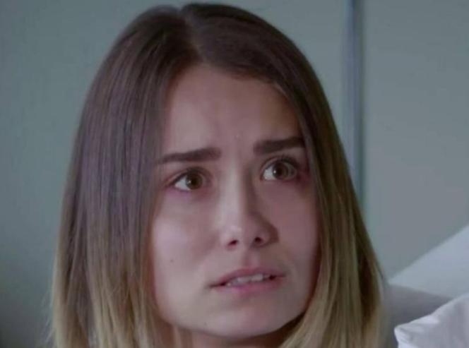 Elif odcinek 900 streszczenie - Alev wypytuje Emirhana o relację Jülide ...