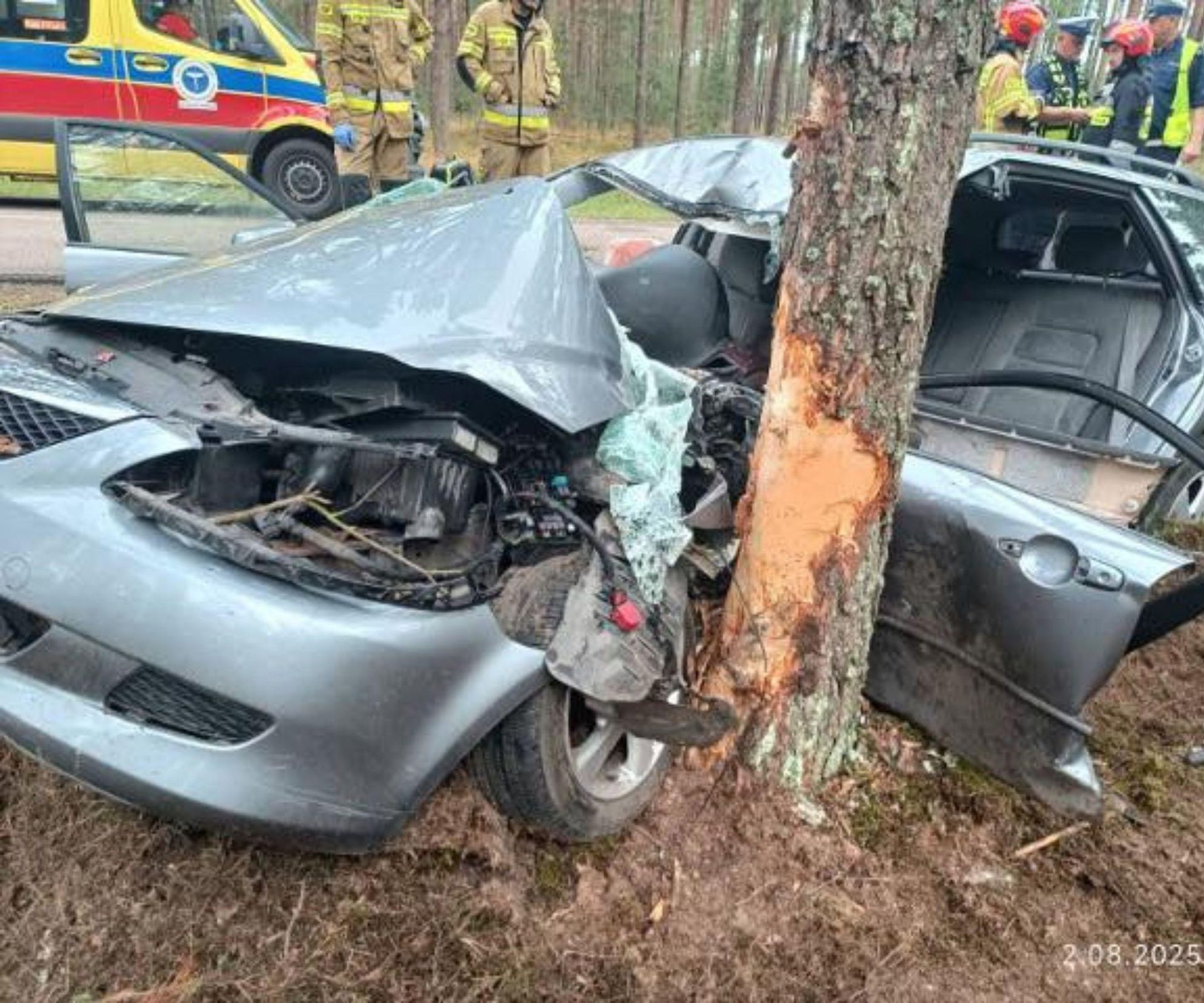 Poważny wypadek w miejscowości Podlesie. Ranne cztery osoby, w tym dziecko - Trójmiasto Radio ESKA