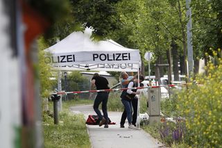 Strzelanina w szkole w Austrii. Wśród zabitych jest nastolatek z polskim obywatelstwem - Super ...