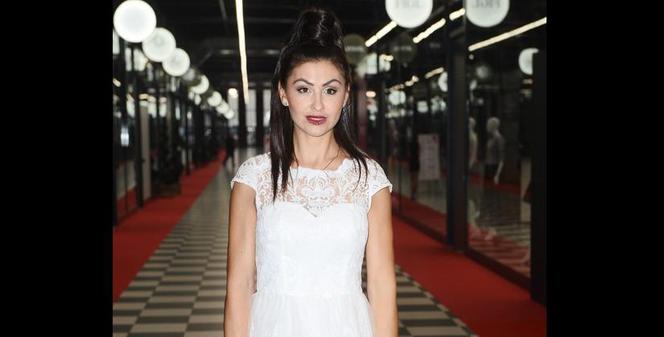 Angelika Fajcht modliła się w Rzymie - Super Express - wiadomości ...