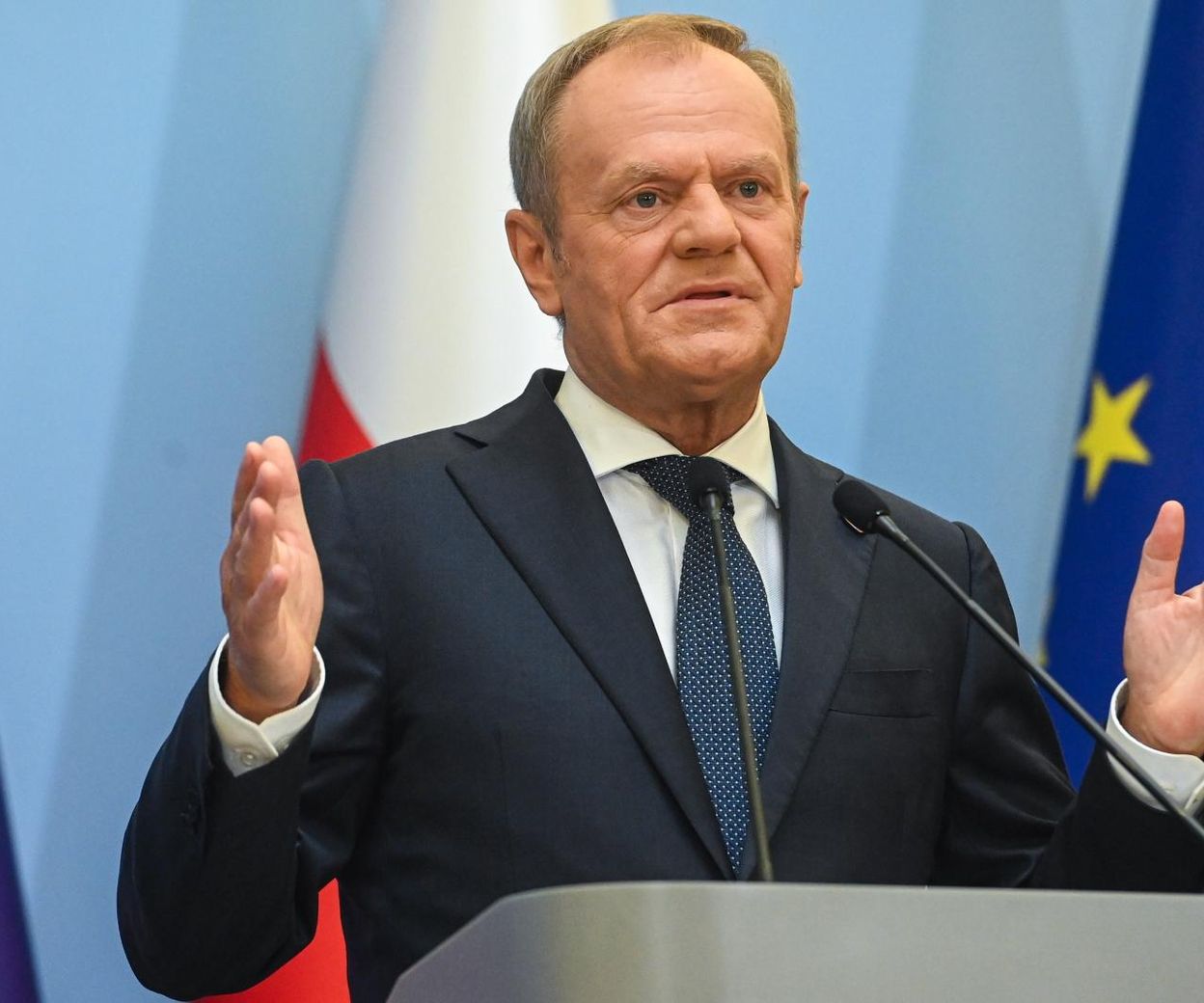 Donald Tusk wyjeżdża do Brukseli. Weźmie udział w specjalnym szczycie ...