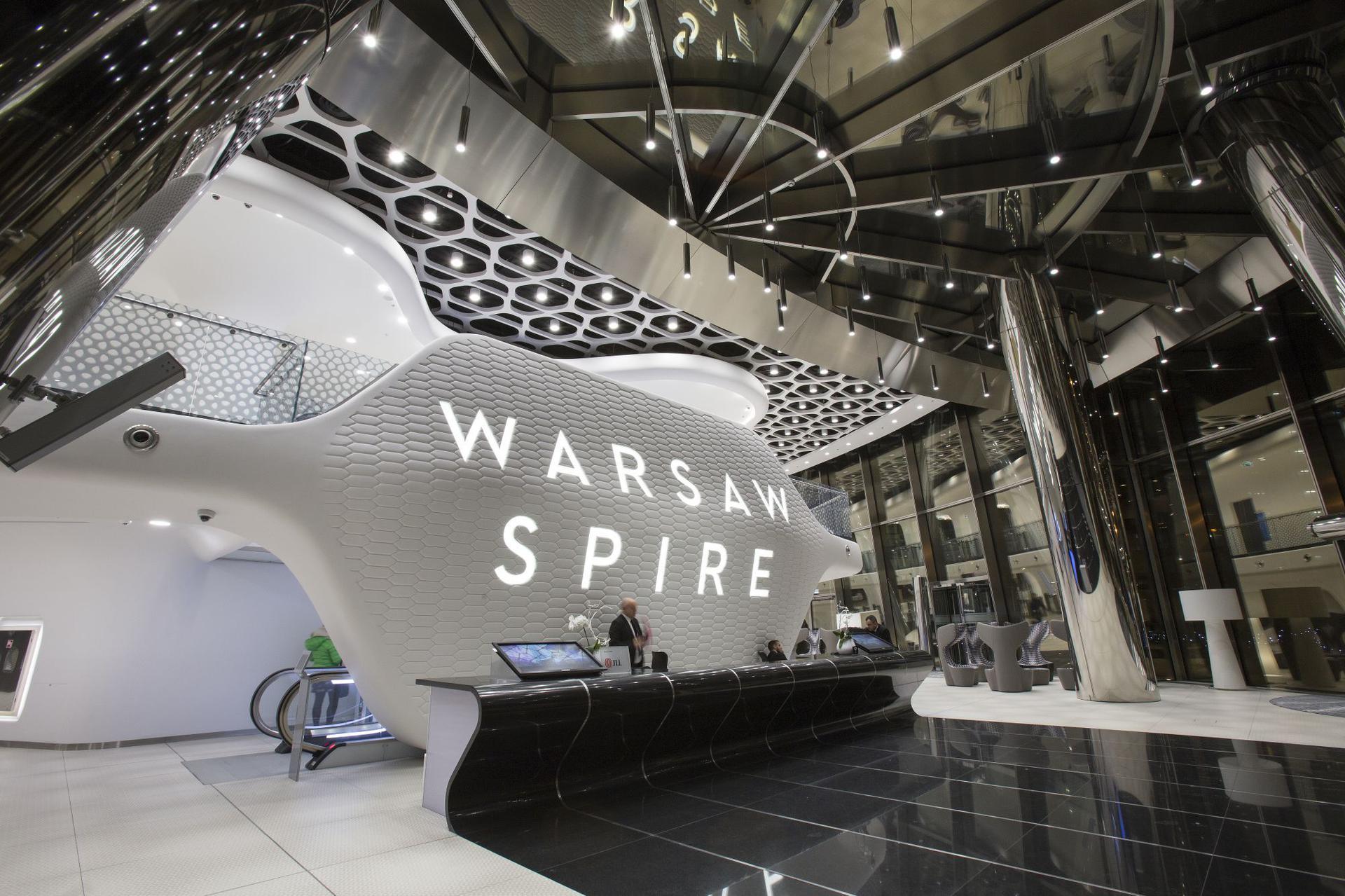 Projekt oświetlenia w biurowcu Warsaw Spire - muratorplus.pl