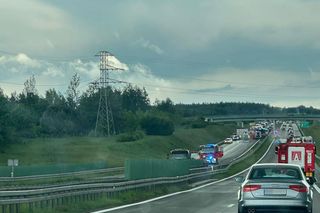 Tragiczny wypadek na S7 w Łącznej. Nie żyje kobieta, dwie osoby ranne - Kielce, Super Express