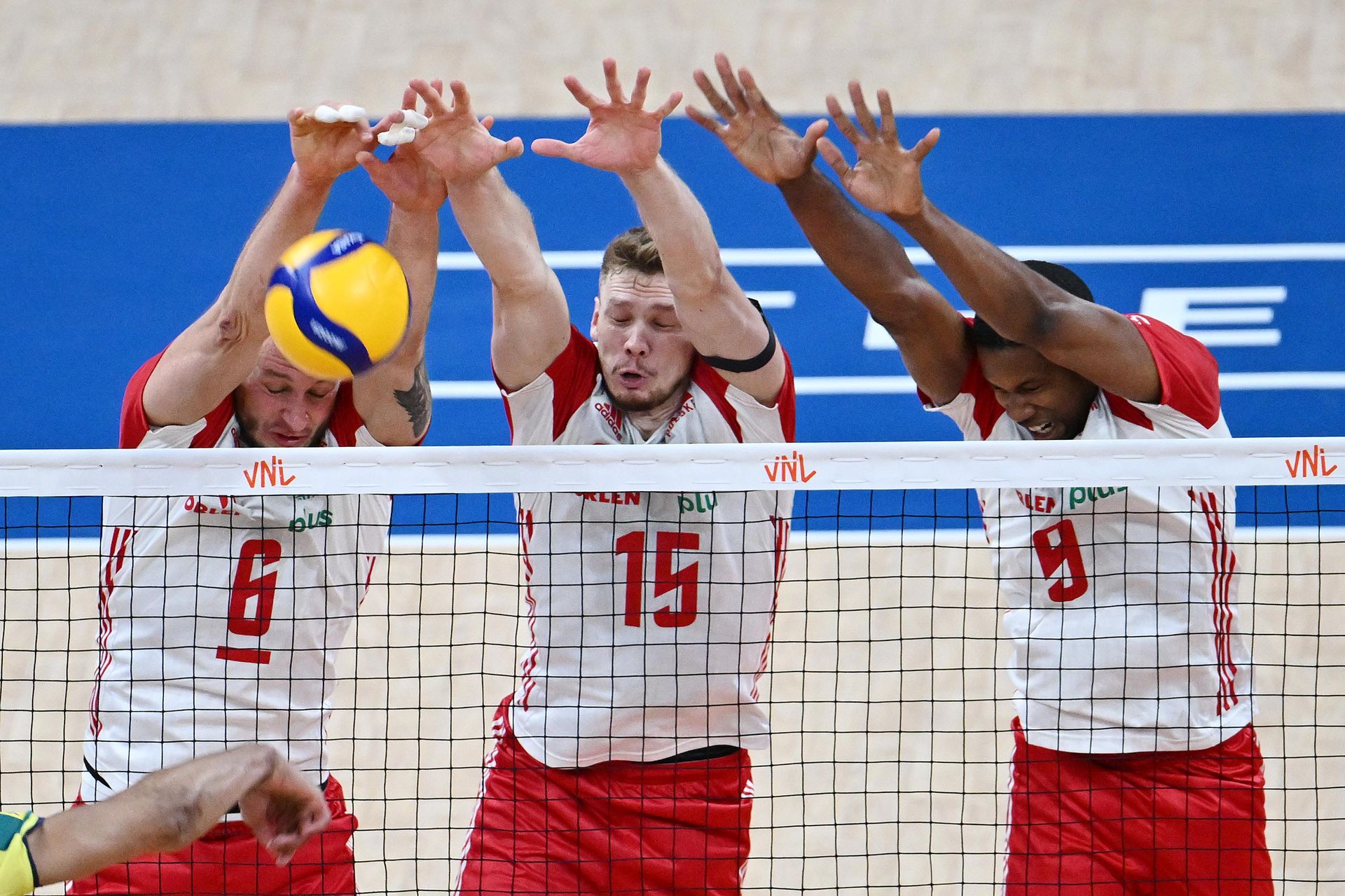 Mecz Polska - Iran w Lidze Narodów NA ŻYWO. Kiedy i o której grają polscy siatkarze? - ESKA.pl