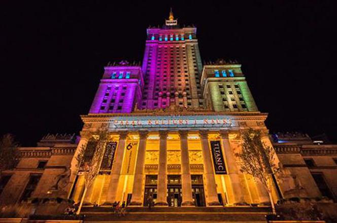 PKiN nocą - strzeliście i kolorowo [ZDJĘCIE DNIA] - Warszawa, Super Express