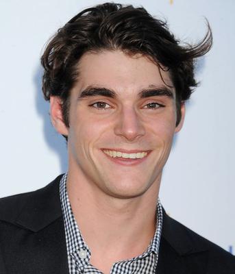 RJ Mitte - aktor z Breaking Bad - rozpoczyna karierę muzyczną? Syn ...