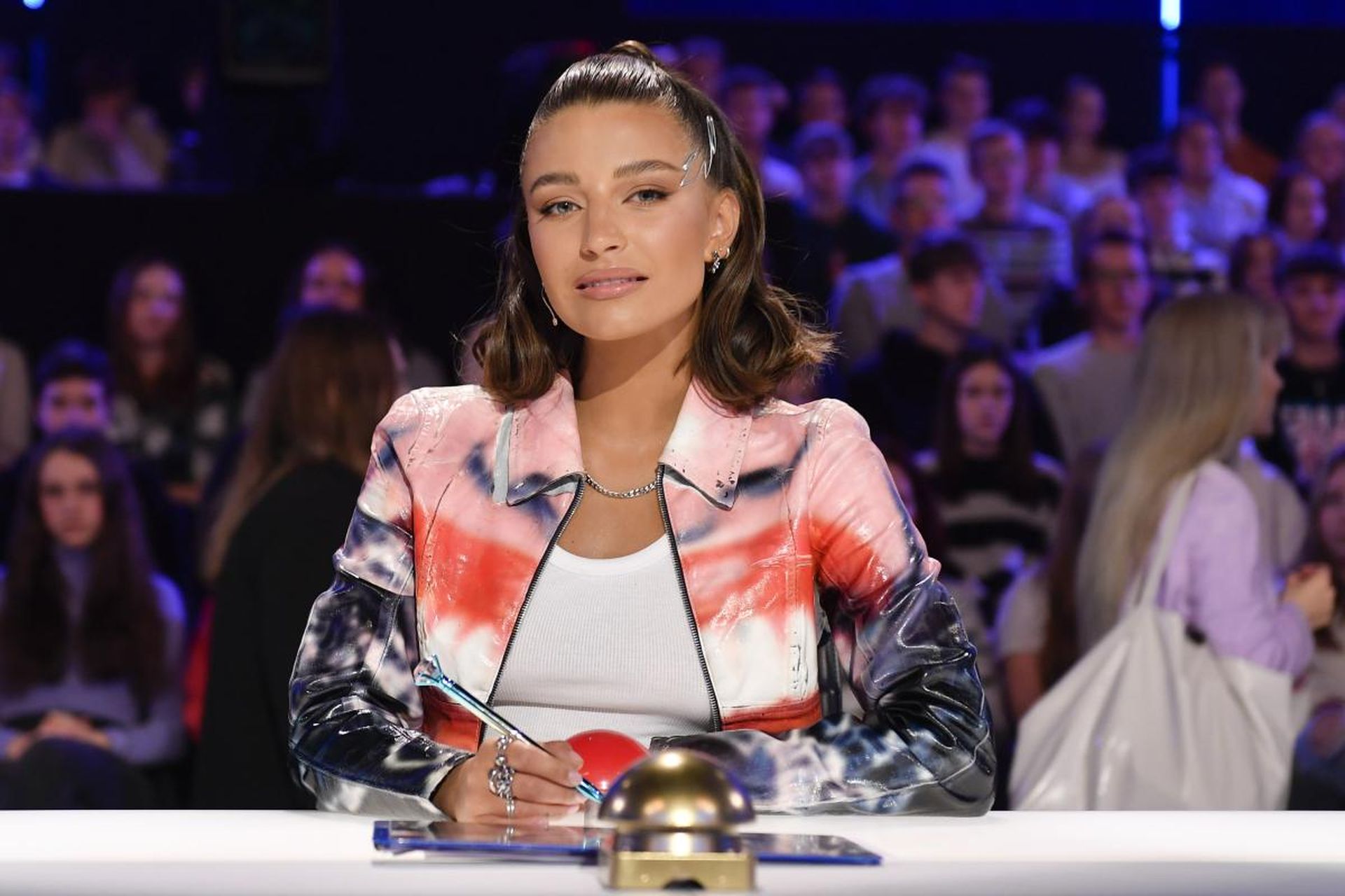 Wielki skandal po finale "Mam Talent" w TVN. Julia Wieniawa bluzgała! Padły aż trzy wulgaryzmy ...