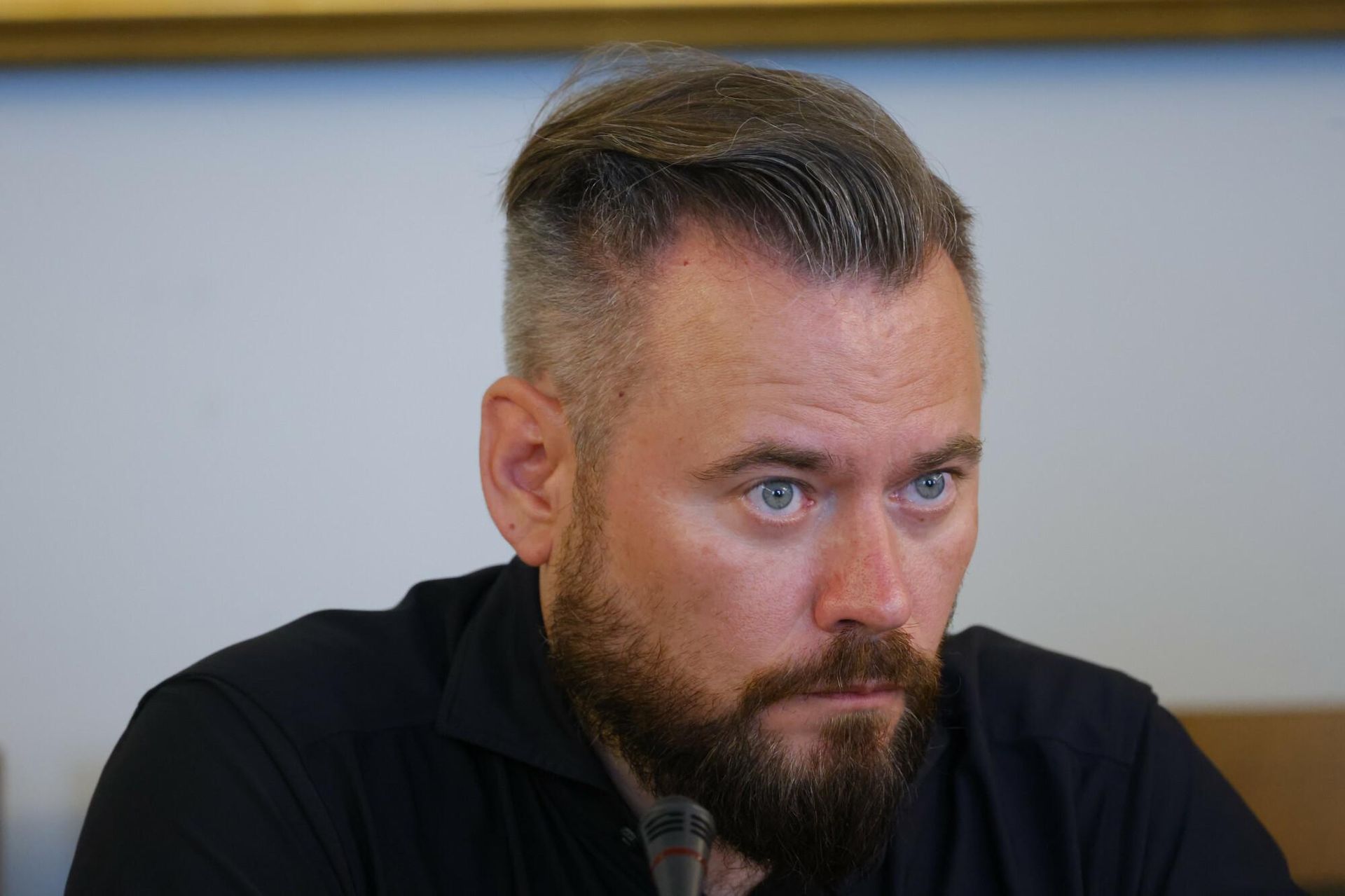 Krzysztof Stanowski. Kim jest? Zarobki, twitter X, kontrowersje - ESKA.pl