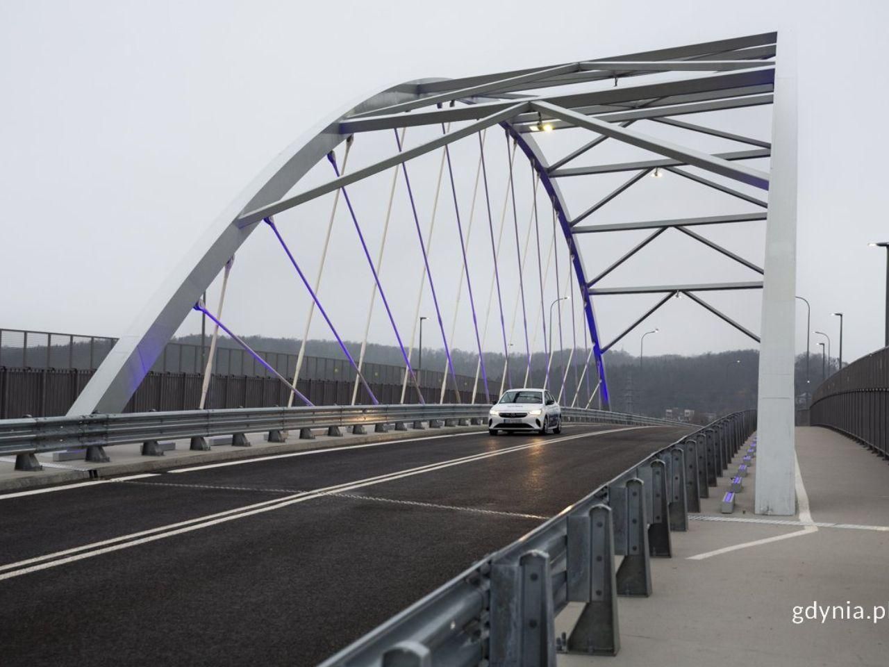 Otwarto wiadukt drogowy w Gdyni. Ułatwi transport do portu i poprawi komunikację w mieście ...