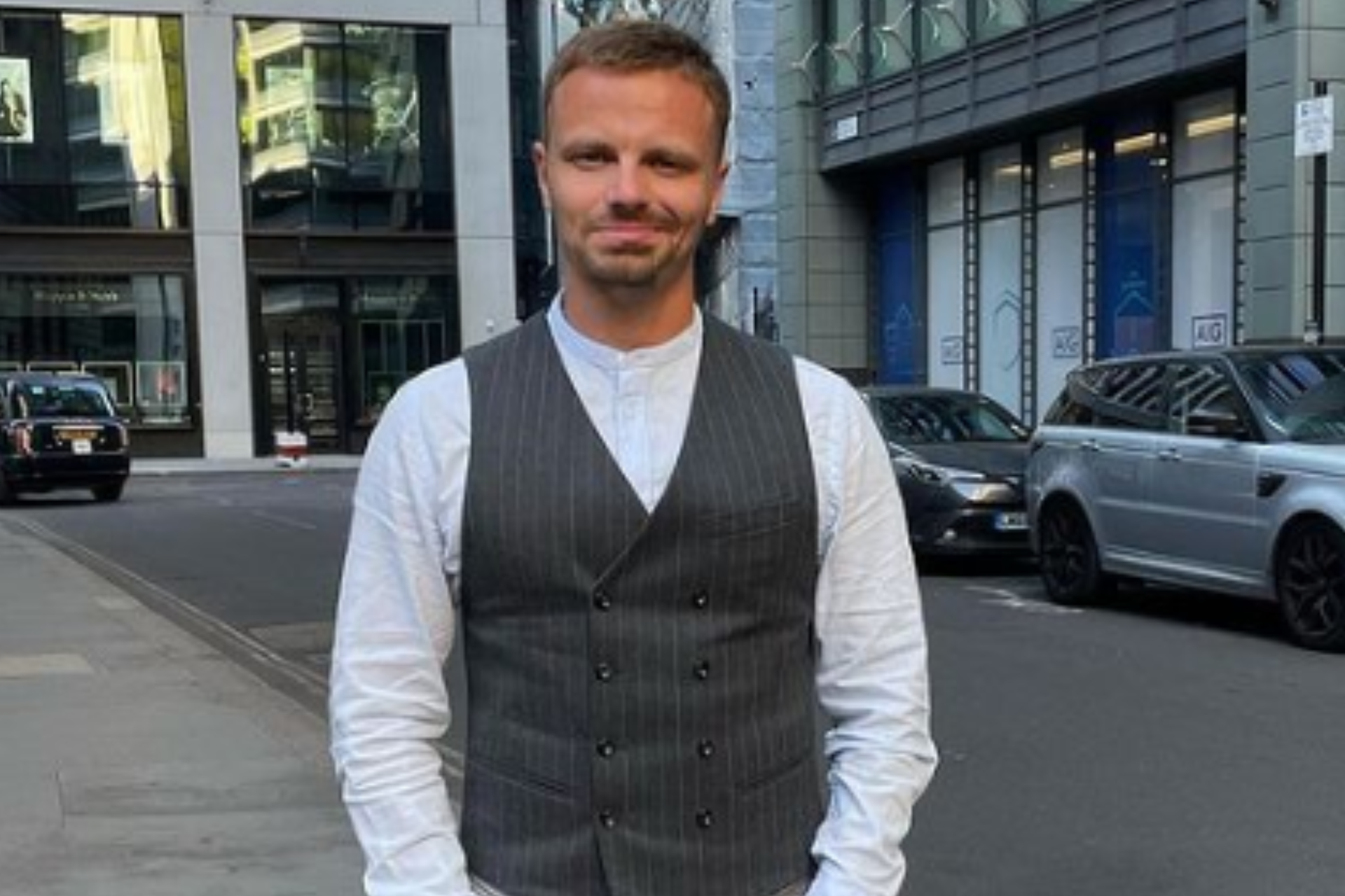 Wtulony w nową ukochaną Marcin Hakiel dzieli się ich wspólnym ...