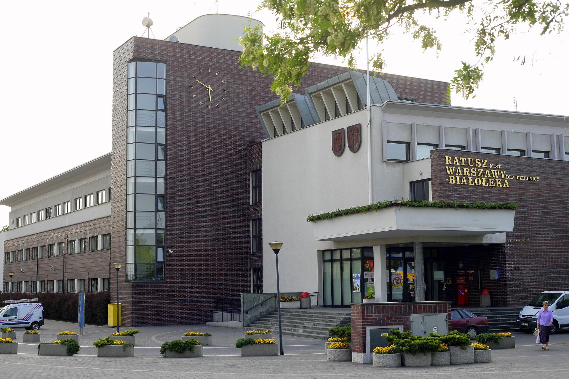 "Gra o tron" na warszawskiej Białołęce. Nowy burmistrz wybrany, stary ...