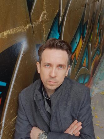 Były dyrektor Alior Banku i szef PR Grupy Lotos prezesem Apollo Film ...