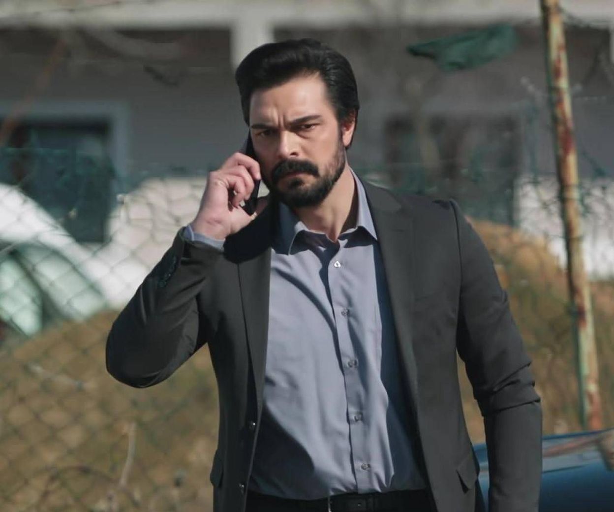 "Dziedzictwo" odc. 557 - streszczenie. Idris jedzie do magazynu, ale ...