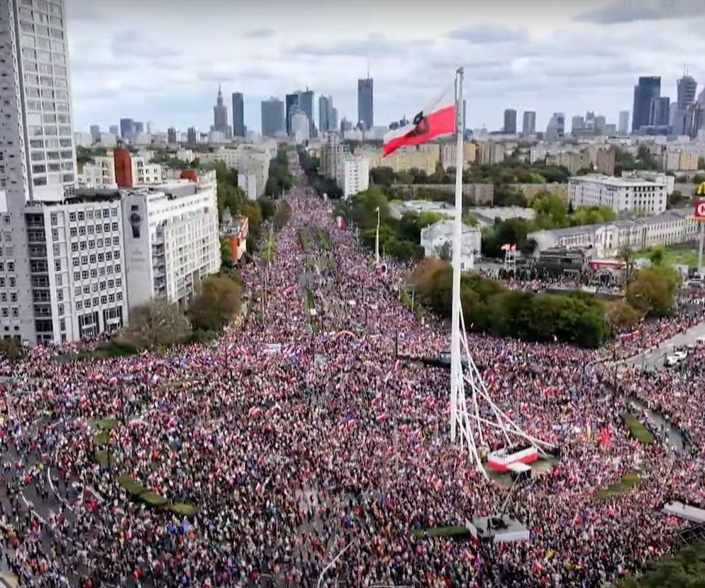 Matematyk M wi Ile By o Os b Na Marszu Miliona Serc Zaskoczenie