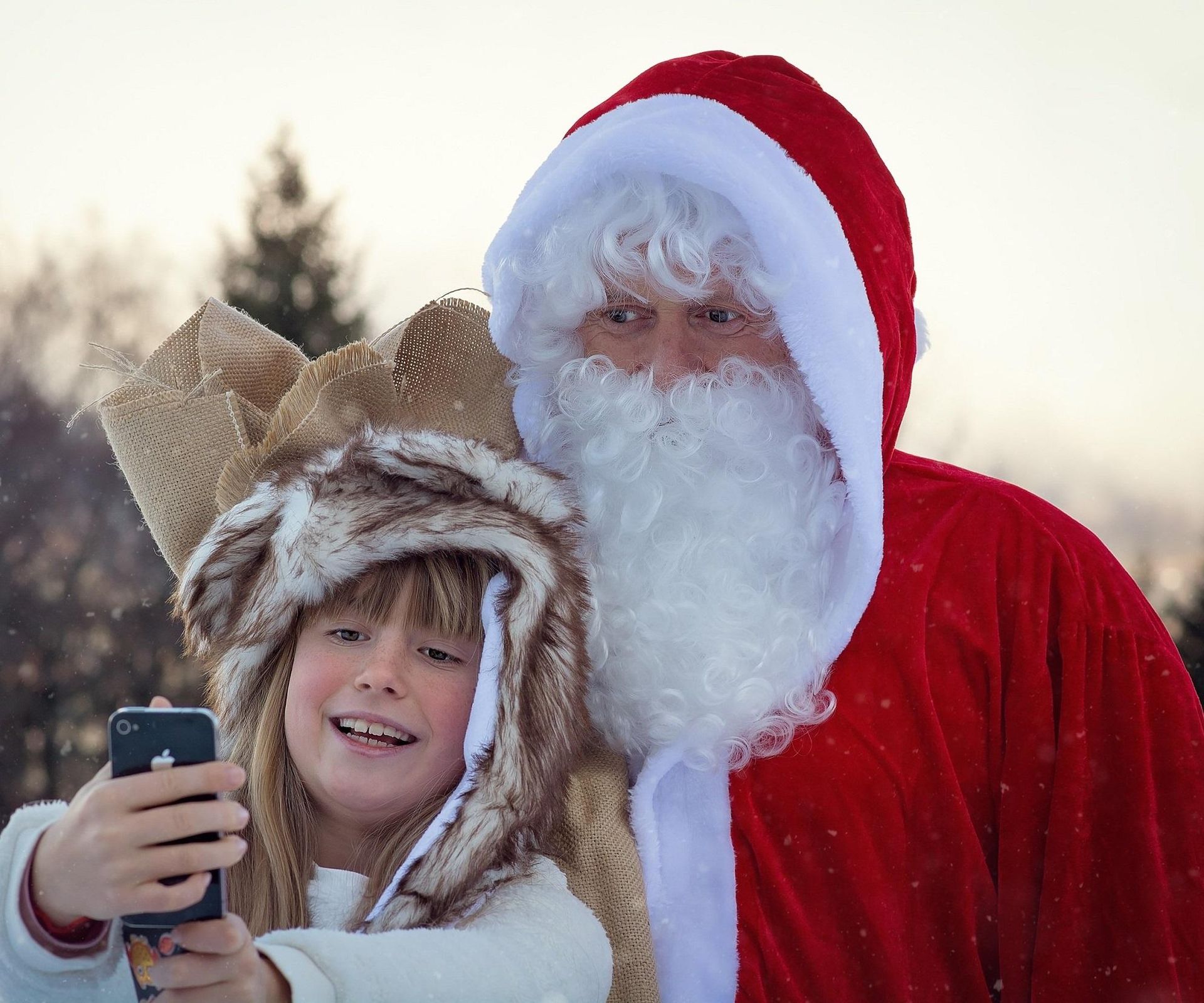 Kraków: Święty Mikołaj będzie rozdawał prezenty w tramwaju! Znamy trasę i godziny - Kraków ...