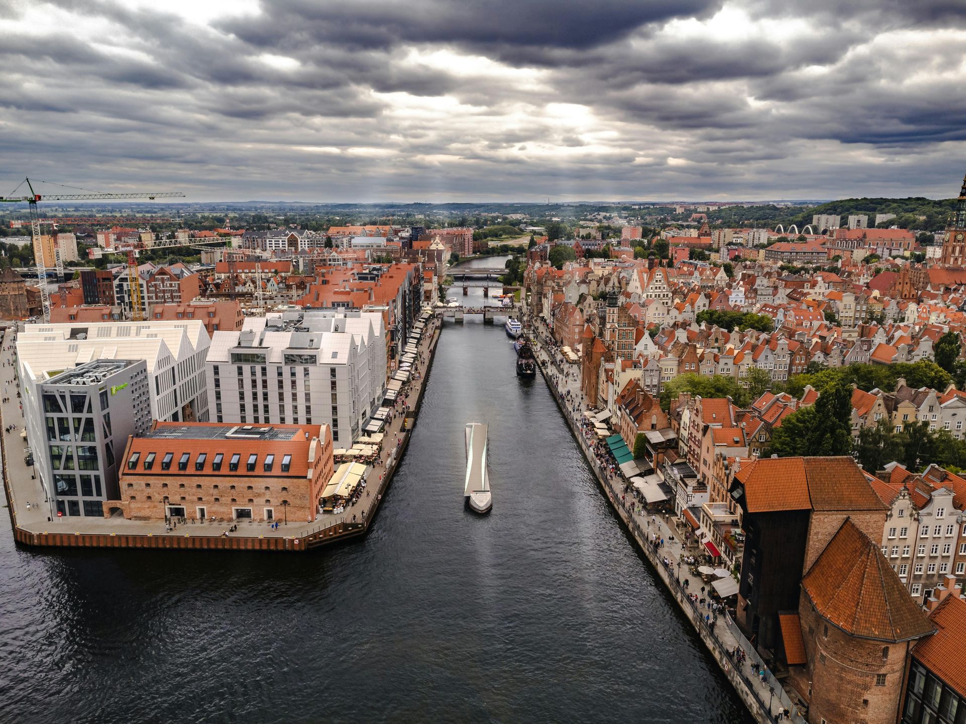 Gdańsk nocą bez procentów. Radni przegłosowali zakaz sprzedaży alkoholu ...