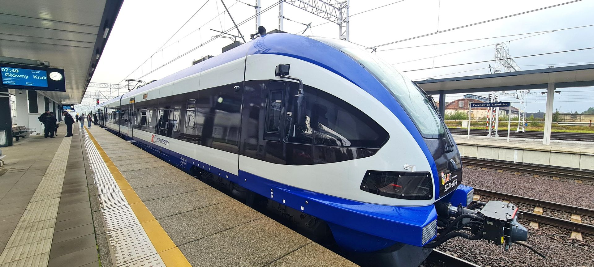 PKP Intercity uruchamia nowe pociągi z Bielska-Białej do Krakowa. Czas przejazdu to 74 minuty ...