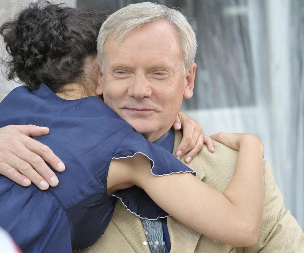 M jak miłość, odcinek 1745: Ostatnie sceny Zbyszka Filarskiego. To on stanie przy rodzinie ...