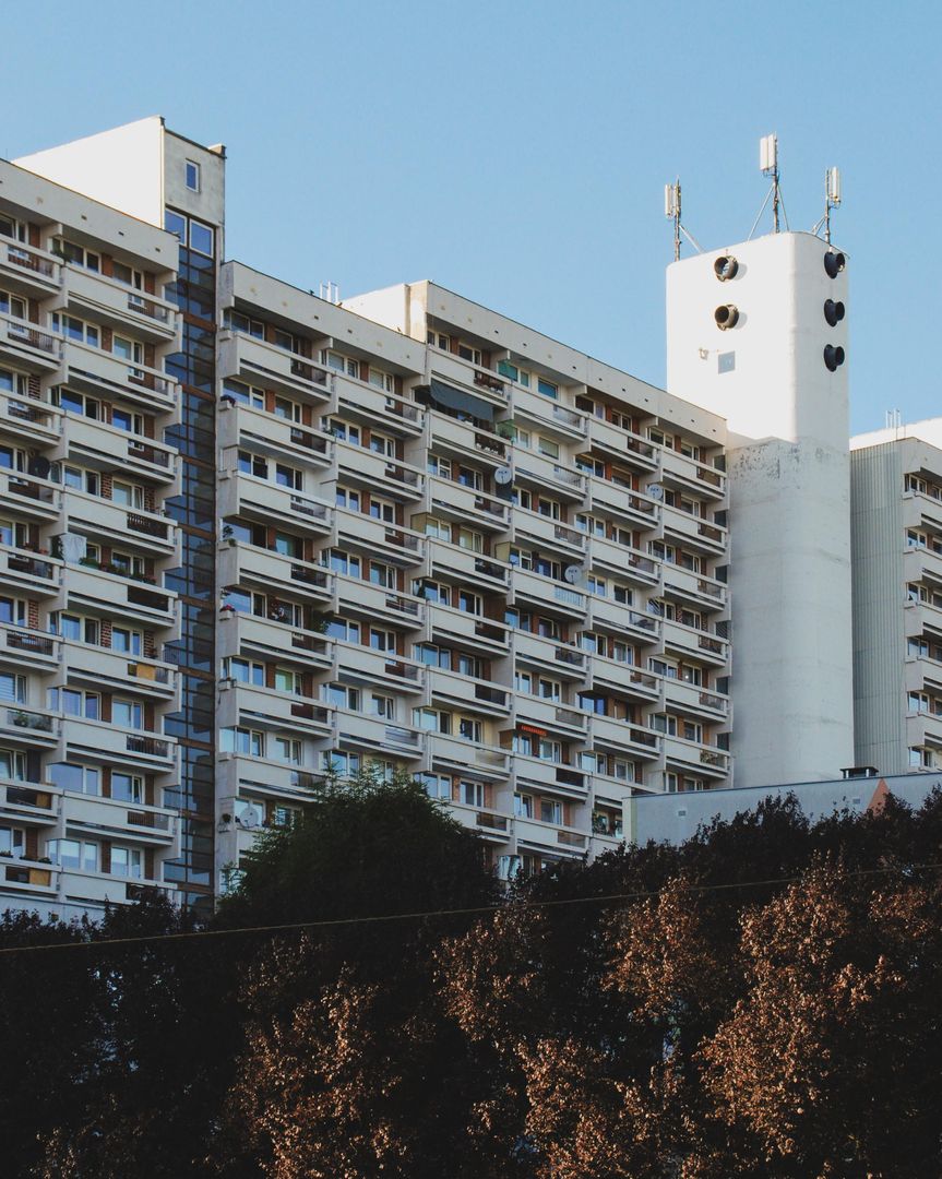 Nie tylko Sedesowce. Zobacz najpiękniejsze bloki z PRL-u we Wrocławiu ...