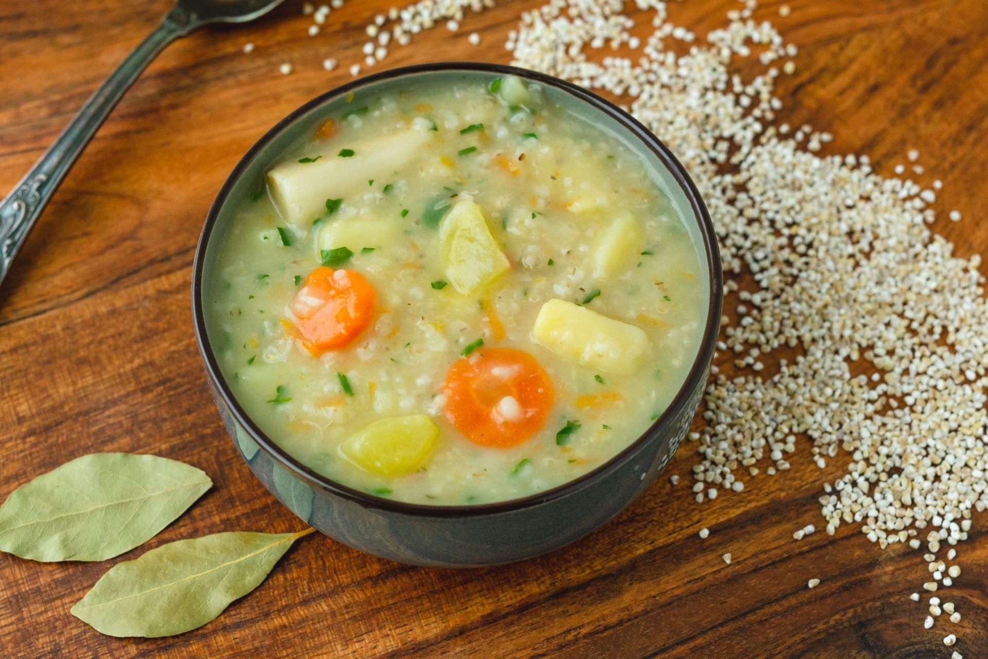 Krupnik bez mięsa. Dzięki tej zupie odzyskasz figurę i formę - Beszamel.pl