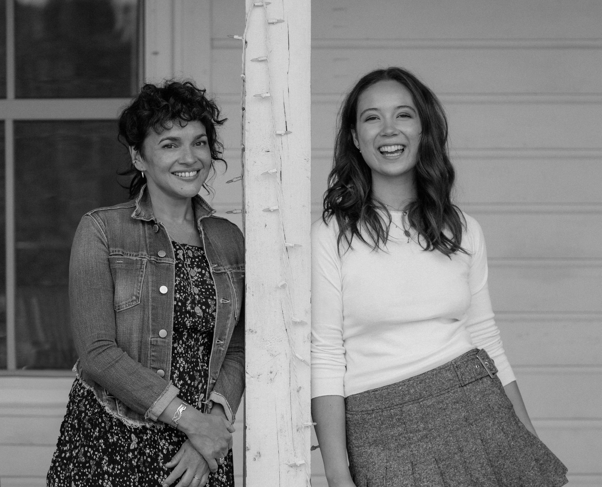 Norah Jones i Laufey zapowiadają świąteczne wydawnictwo - ESKA.pl