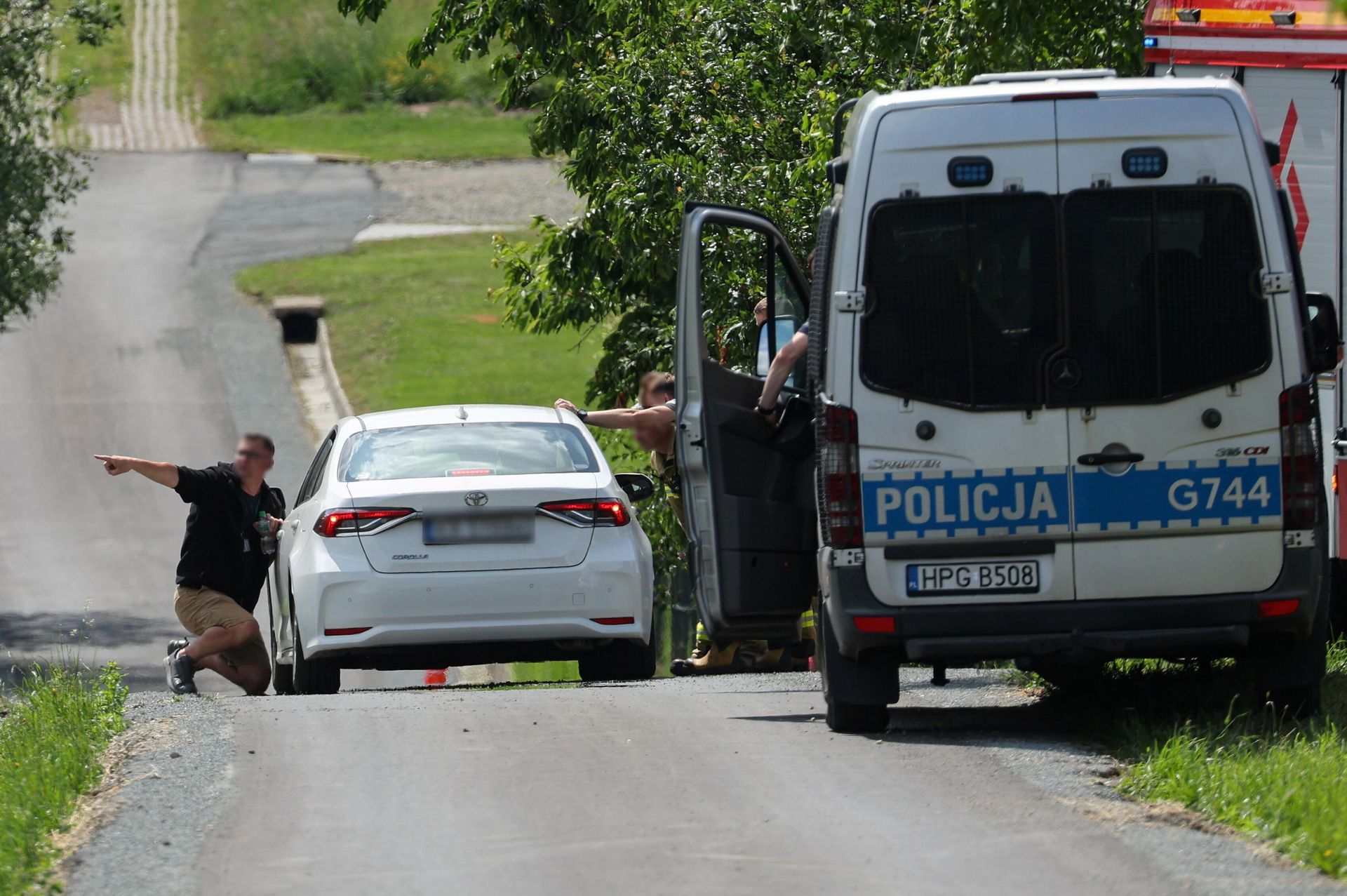 Zabójstwo w Starej Wsi. Trwa policyjna obława na uzbrojonego 57-latka. Tadeusz Duda znów ...