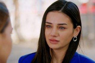 Miłość i nadzieja, odcinek 275: Bahar nakłamie Sili w oczy, że Kuzey ją kocha i są razem ...