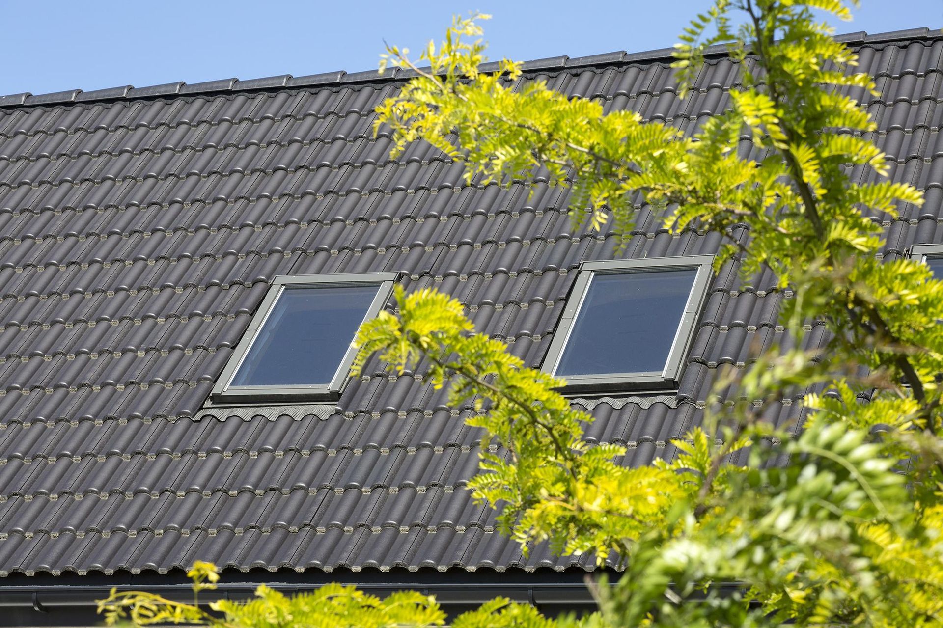 Modne szare dachy - z czego zrobić szare pokrycie dachowe na dachu ...