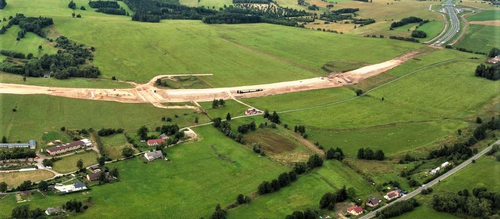 Budowa autostrady D11 dotarła do granicy Polski, gdzie kończy się nasza ...