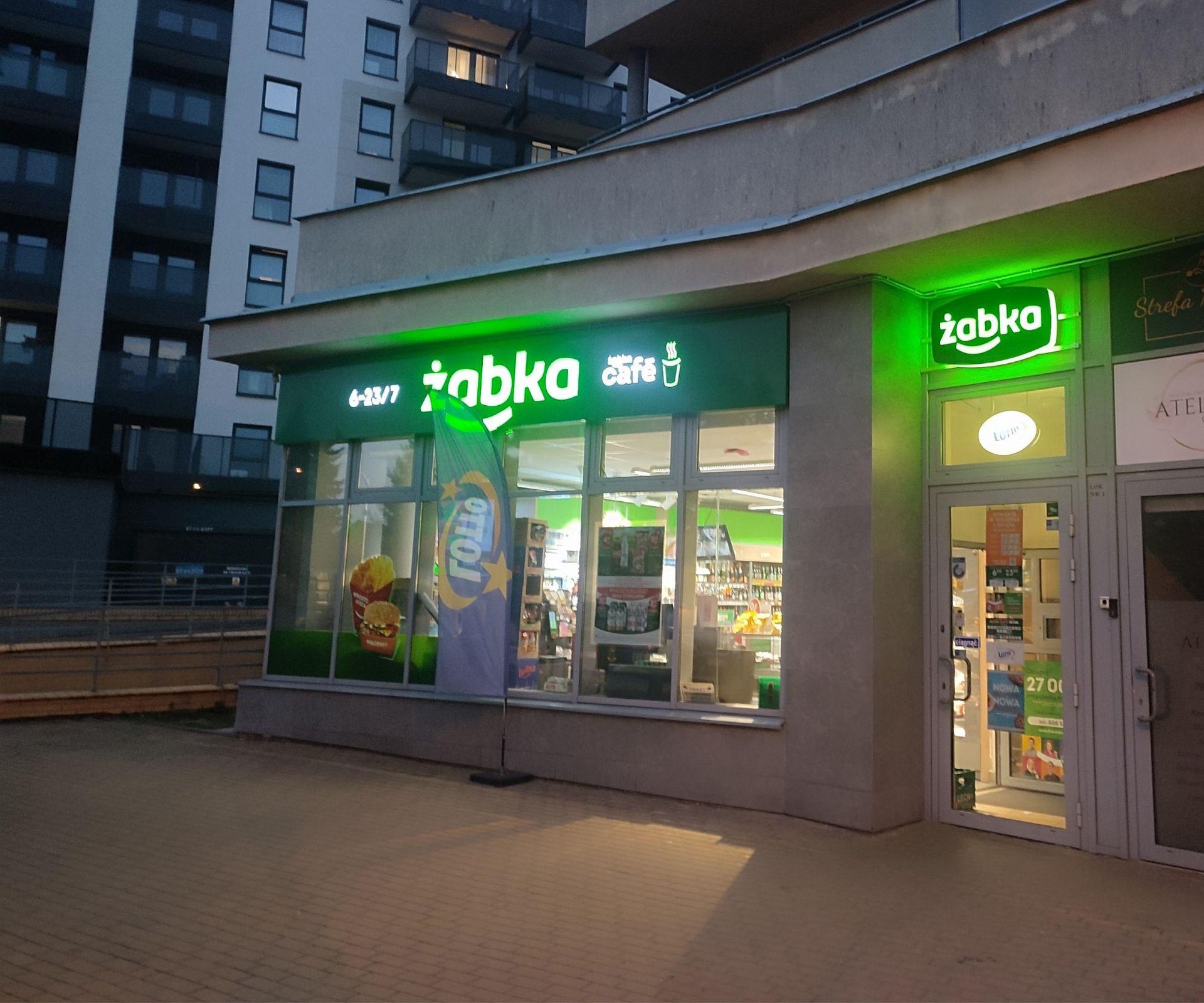 Które sklepy będą otwarte 11 listopada? Gdzie w Święto Niepodległości zrobimy zakupy? - Poznań ...