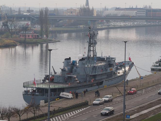 Okręty marynarki wojennej zacumują w Szczecinie. Będzie można je ...