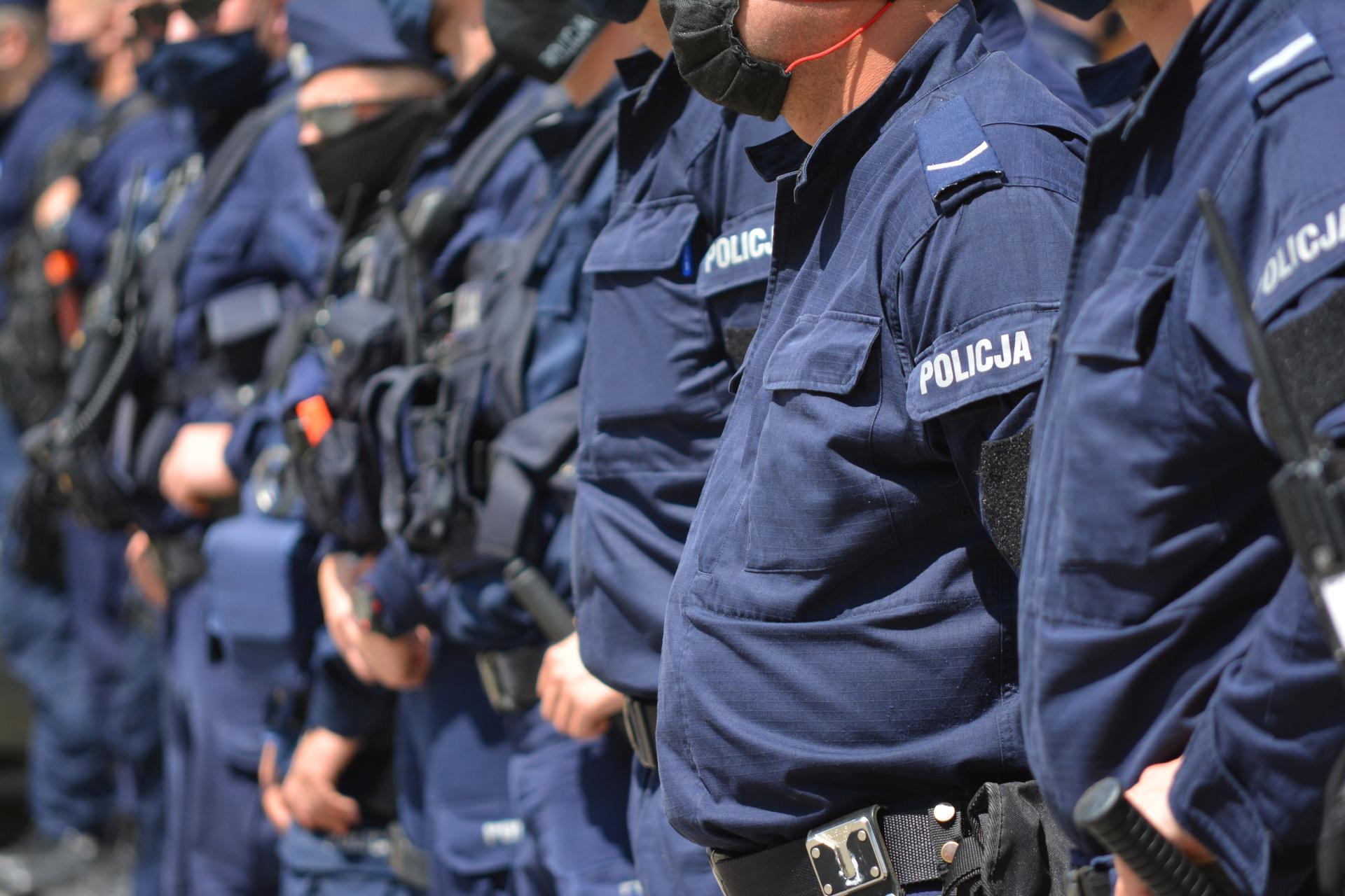 Kuriozalna sytuacja w policji. Rekordowe emerytury policjantów - Super ...