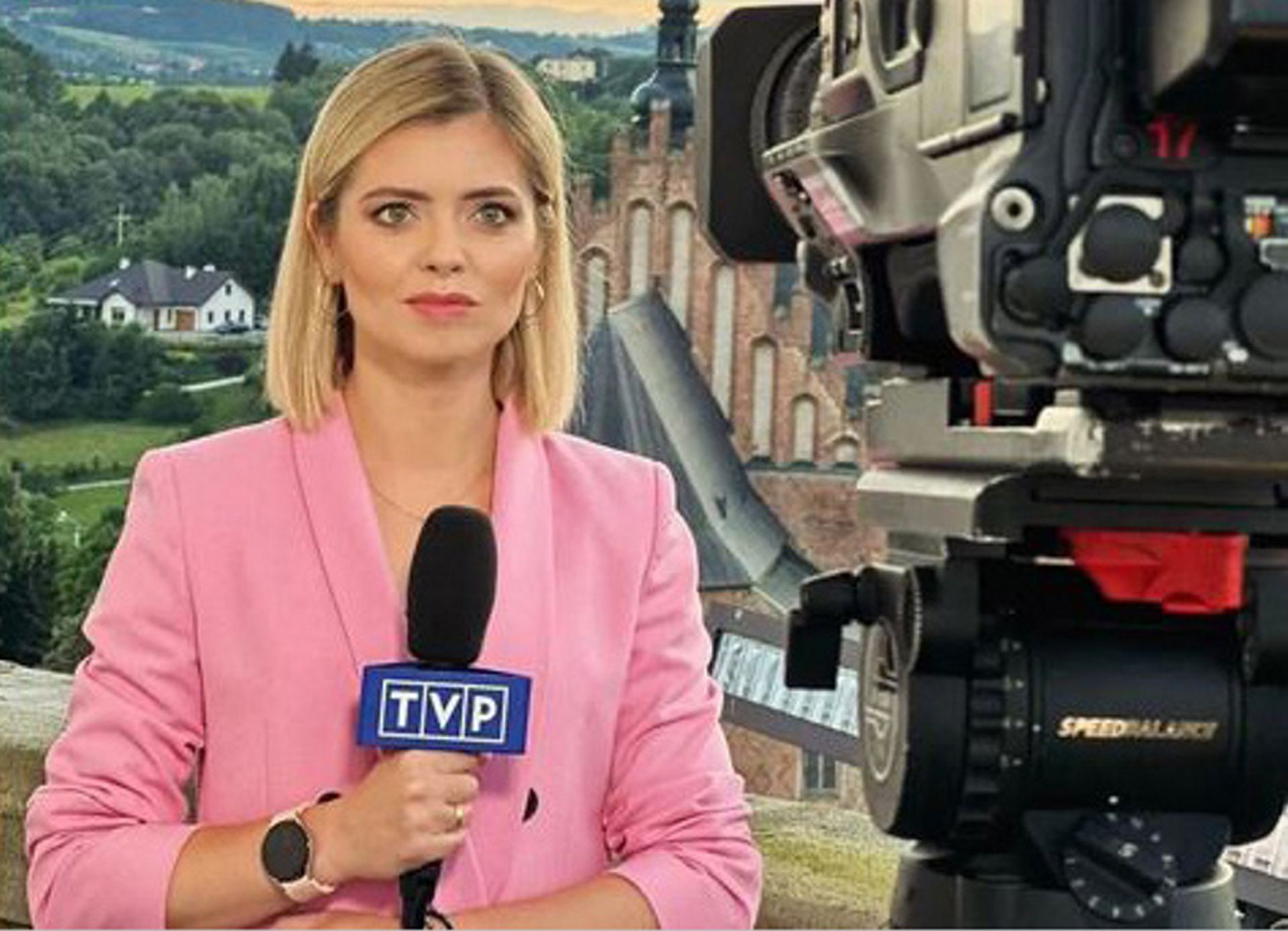 Piękna dziennikarka żegna się z TVP. Anna Pawelec była współautorką ...