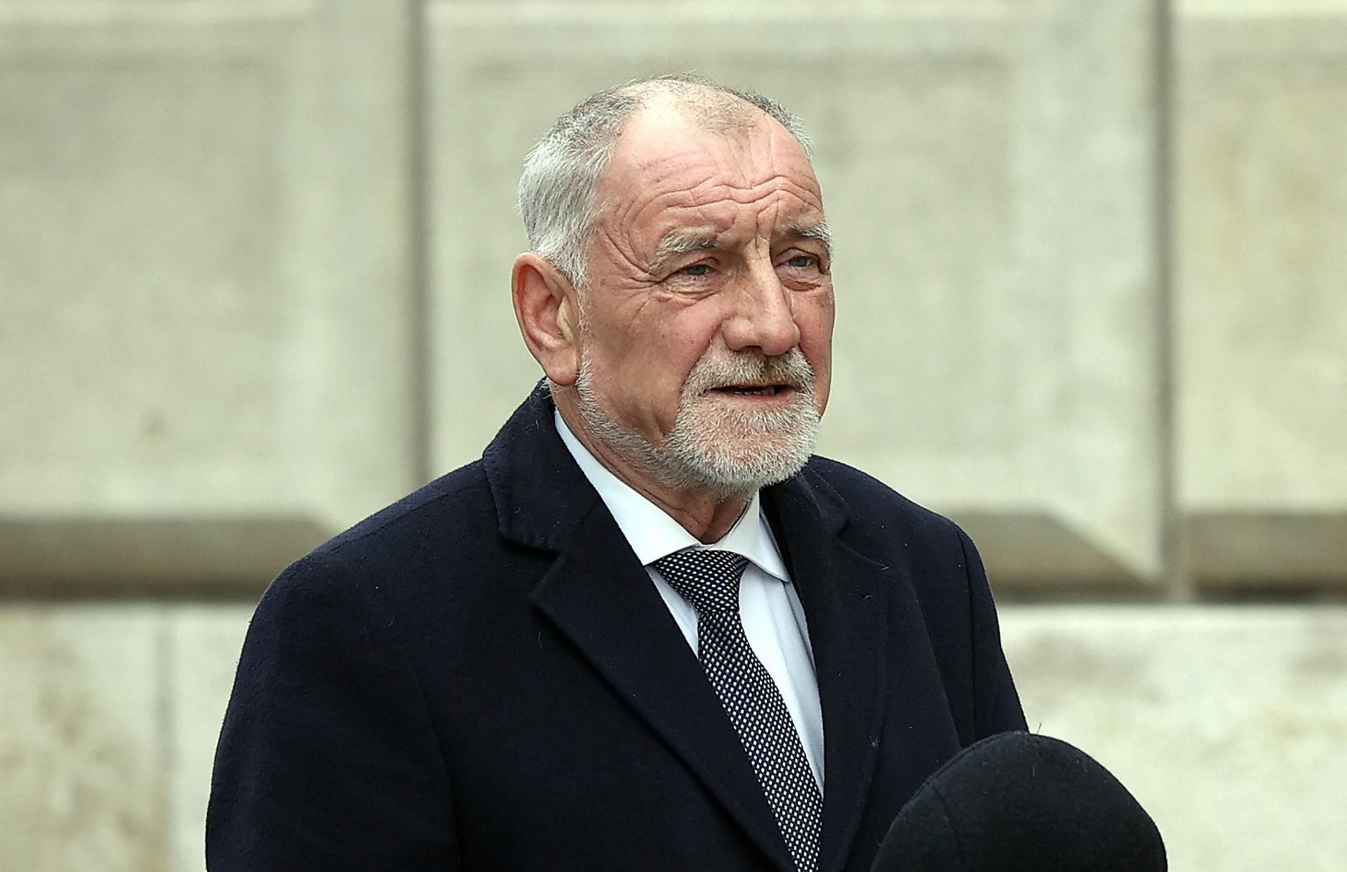 Ojciec Andrzeja Dudy zabrał głos. "Mój syn postępuje w sposób godny ...