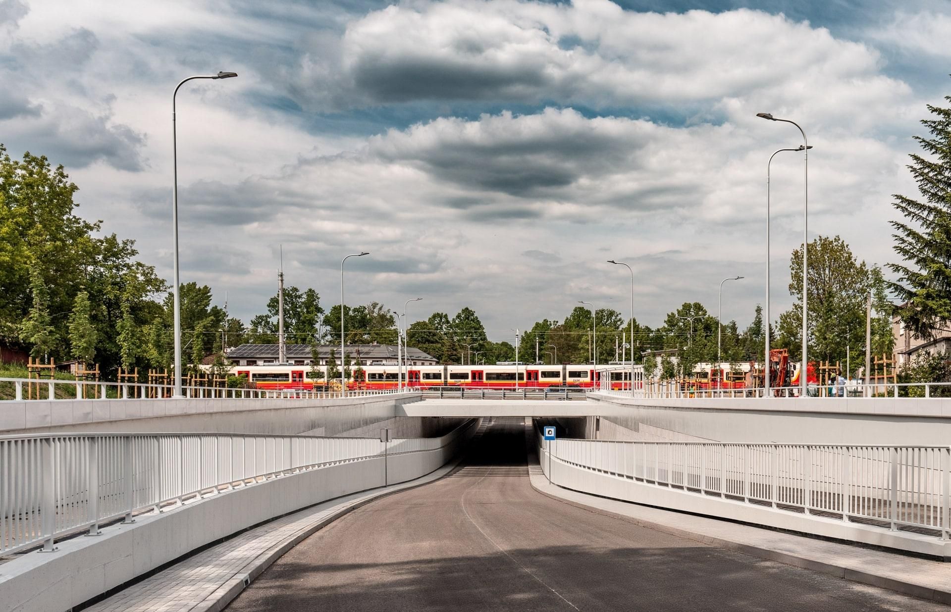 Nowy tunel pod torami w Sulejówku już otwarty. Inwestycja ułatwi życie ...